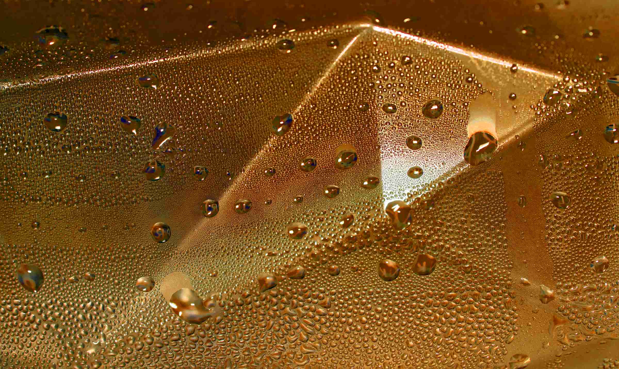 Washroom vending machines and products from Gecko Hygiene